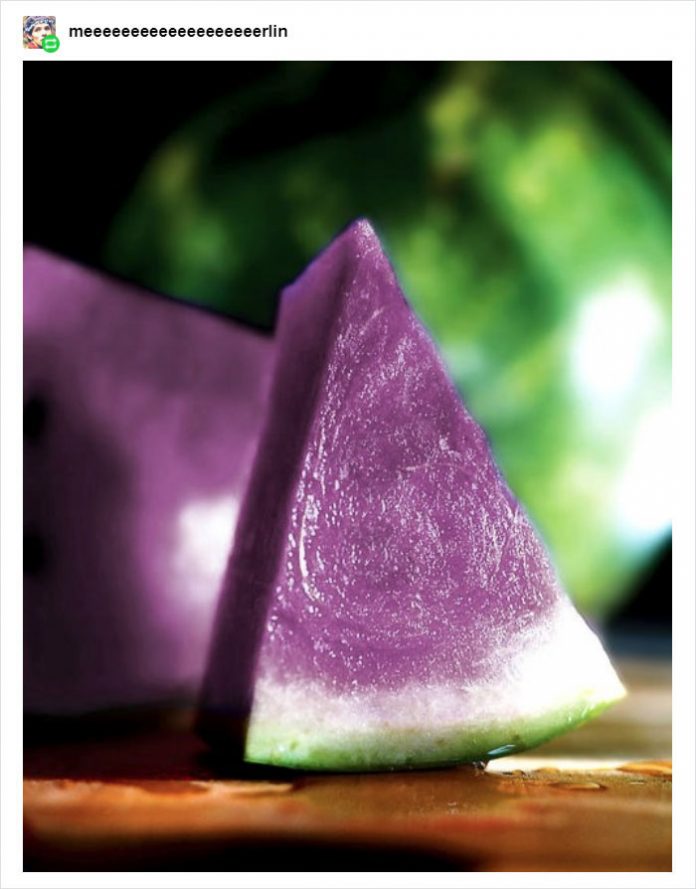 หลังมีคนโพสต์ภาพ "มูนเมลอน" ชาวเน็ตจึงพร้อมใจกันแซวด้วยภาพเมลอนอื่นๆ ...