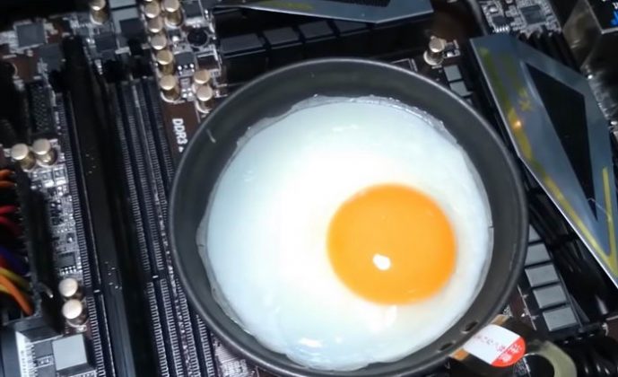 ยูทูปเบอร์หนุ่มสร้างชื่อด้วยการย่างเนื้อบน CPU แถมยังดูน่ากินกว่าที่คุณ ...