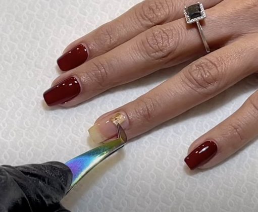 ร้านเสริมสวยดูไบเปิดตัว "สมาร์ตเล็บ" ที่แปะชิปเก็บข้อมูลแบบดิจิตอลของ ...